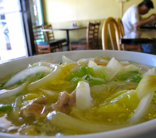 BART MacArthur Transfer Station, Red/Orange (Richmond-Daly City) and ...